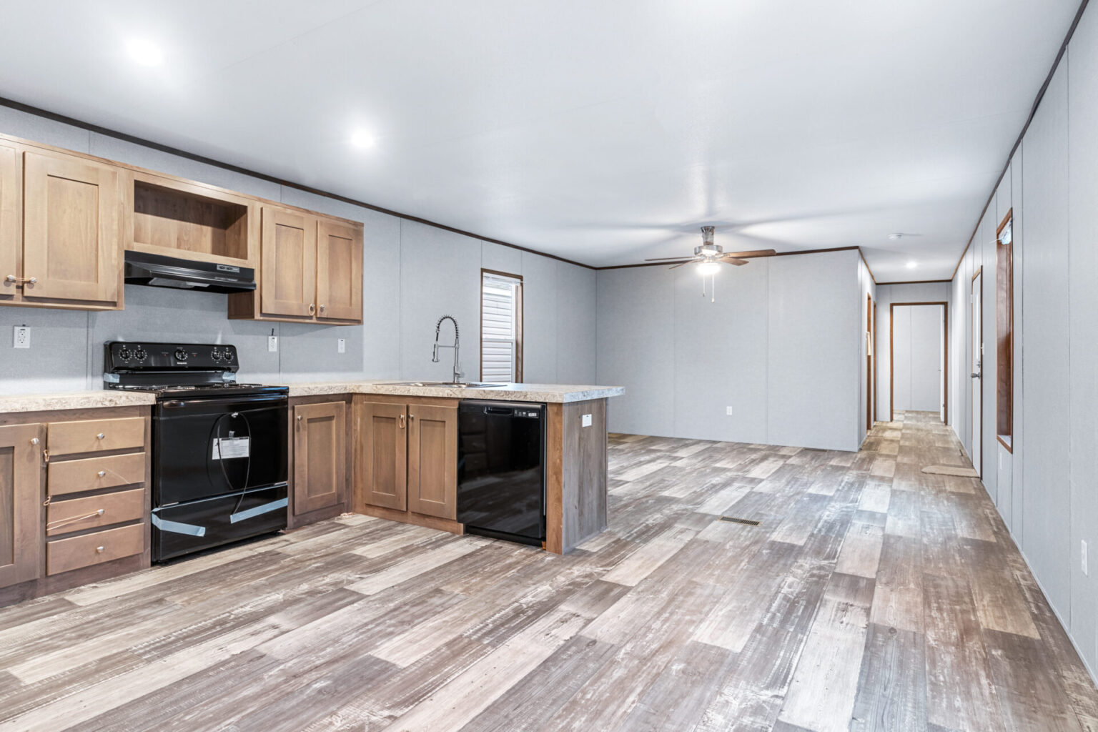 ATLANTIS 16X76 - Jessup Housing