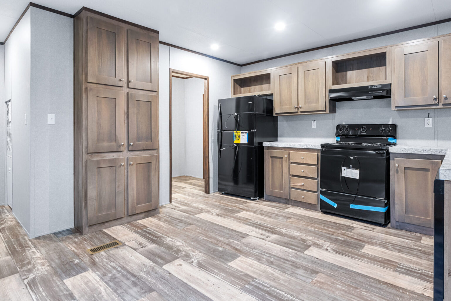 ATLANTIS 16X76 - Jessup Housing